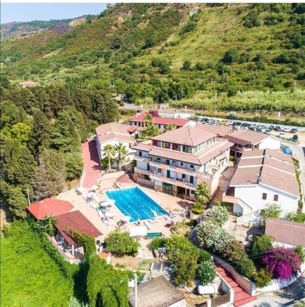 San Domenico Village - Zambrone