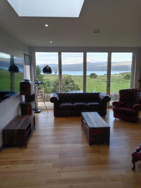Luxury Cottage With Stunning Sea And Meadow Views - Skye