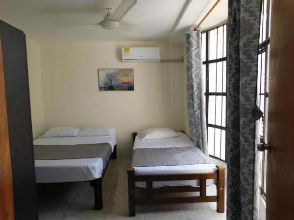 Apartamento Con Aire Acondicionado Y Parqueadero Por Dias En Santa Marta - Taganga