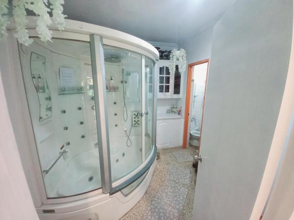 Spanish Casita Superior Suites Tagaytay - Alfonso