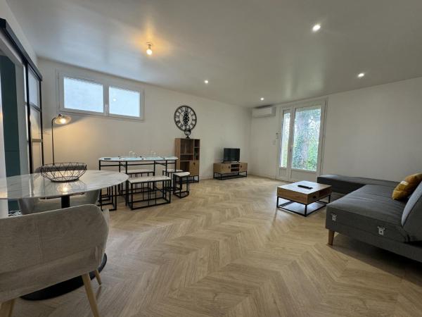 Peaceful Home With Terrace & Parking - Le Mans