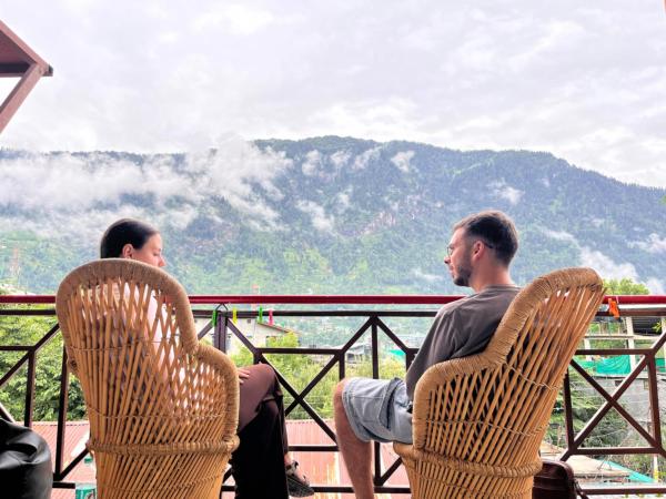 Joeys Hostel Manali - Manali