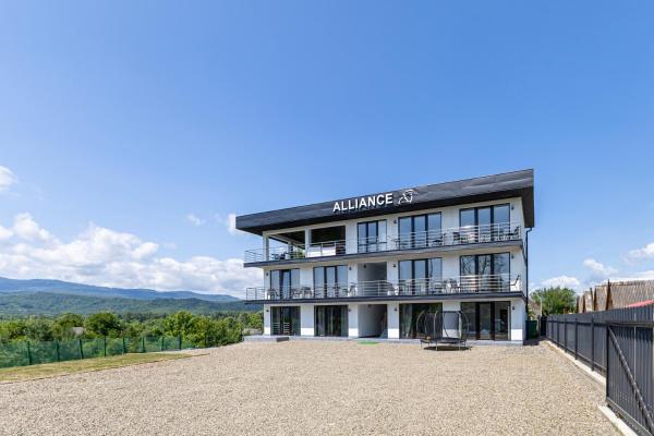 Alliance Hotel New 2025 -Breakfast And Pool Included - Sighetu Marmației