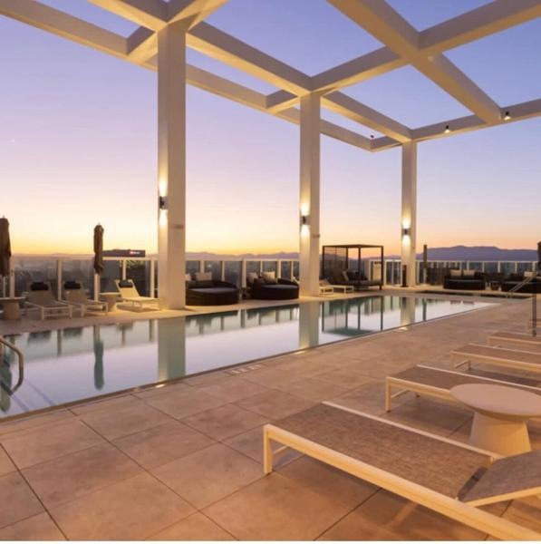 Center Of Los Angeles Zen Suite 1bed 1bath Retreat - Downtown - Los Angeles