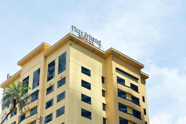 Tiara Oriental Hotel Makati Powered By Cocotel - Taguig