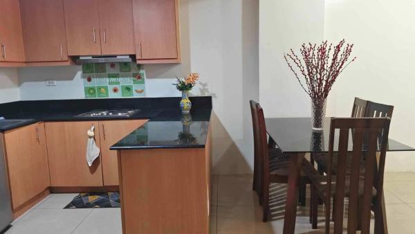 1148a 3br 1-king Size 1queen Size 2 Double Size 2-single Size 1-extra Matress Moa View - Pasay