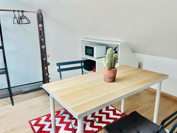 Chavalliaud 10 Studio Cosy à 2 Pas Du Centre - Reims
