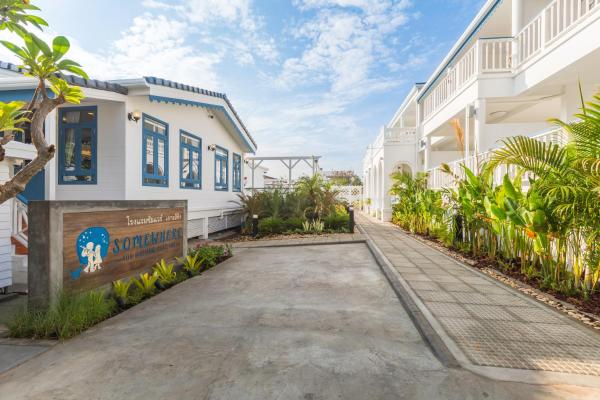 Serene Deluxe Room With Breakfast At Koh Sichang - Ko Sichang District