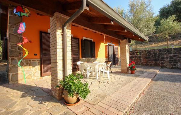 Gorgeous Home In Perdifumo - Castellabate