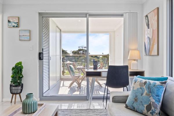 Rockingham Escape Stylish 2br Apt Near Beach And Shops - Rockingham