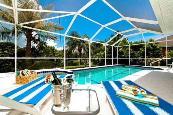 Beach Bliss - Cortez, FL