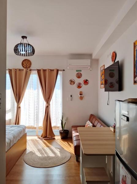 Urban Boho Oasis1 Studio With Balcony - Davao City