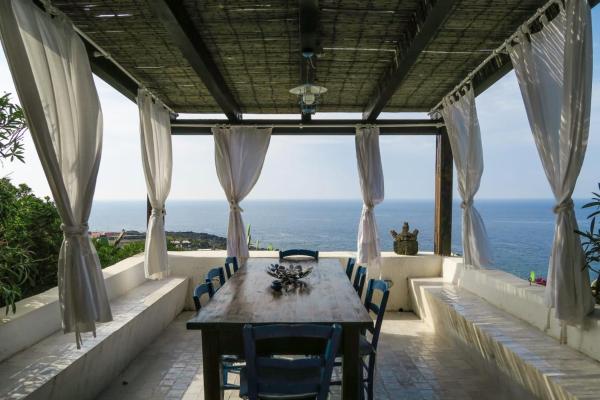 Dammusi A-mare - Pantelleria