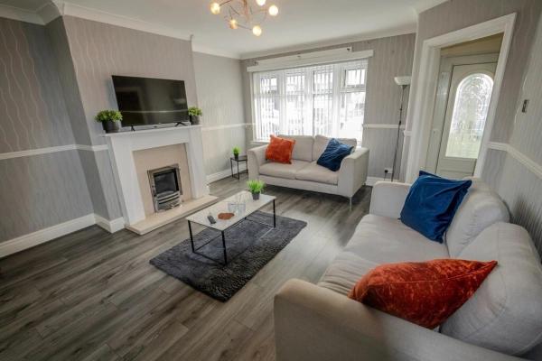 Spacious 3br In Warrinton - Ideal For Contractors - Leigh Sports Village