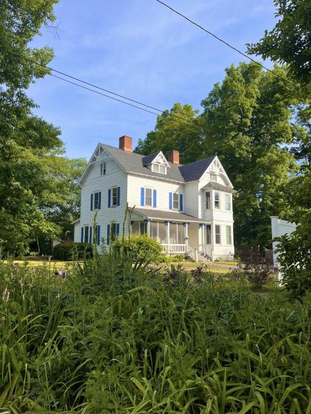 Bright And Cozy Room Saugerties - Catskill, NY