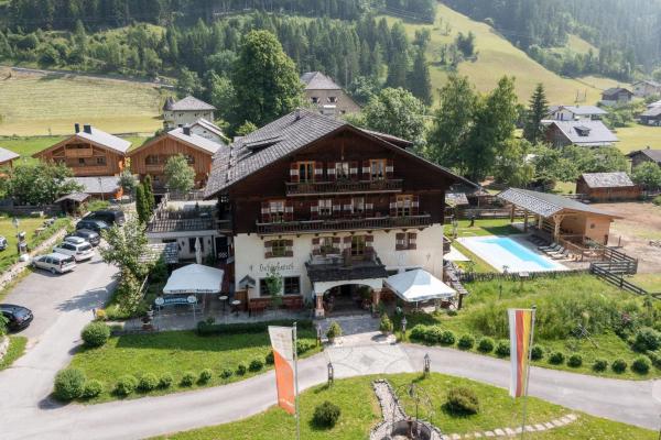 Hotel Schlosswirt - Austria