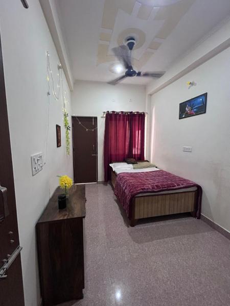 Amigos Homestay - Rishikesh