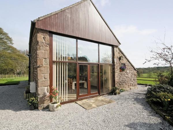 Offering All The Charm Of A Farm; Welcoming, Peaceful And Accommodating. - Cheshire