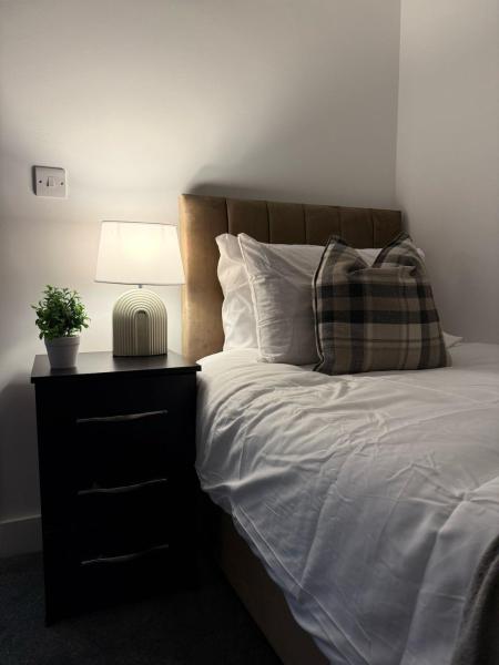 Comfortable And Modern Living House In St Helens - Warrington