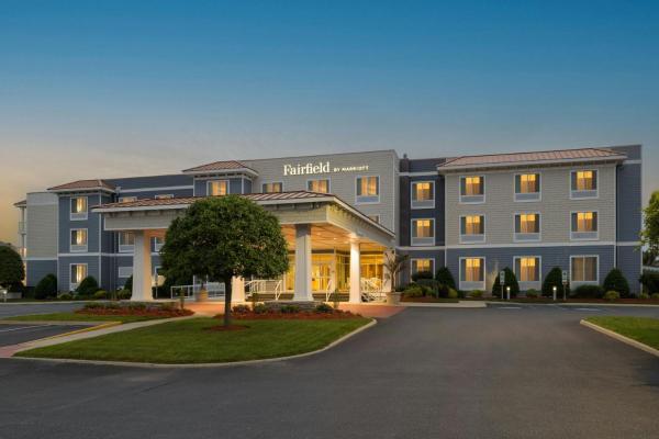 Fairfield Inn & Suites By Marriott Chincoteague Island Waterfront - Chincoteague, VA