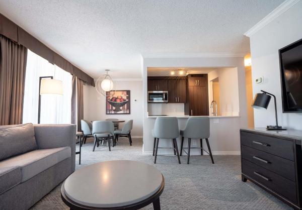 La Grande Residence At The Sutton Place Hotel - Horseshoe Bay