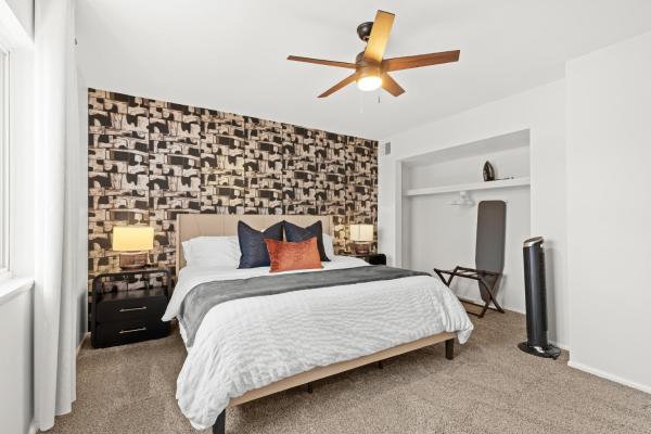 Contemporary 1br Flat In Downtown Royal Oak - Troy, MI