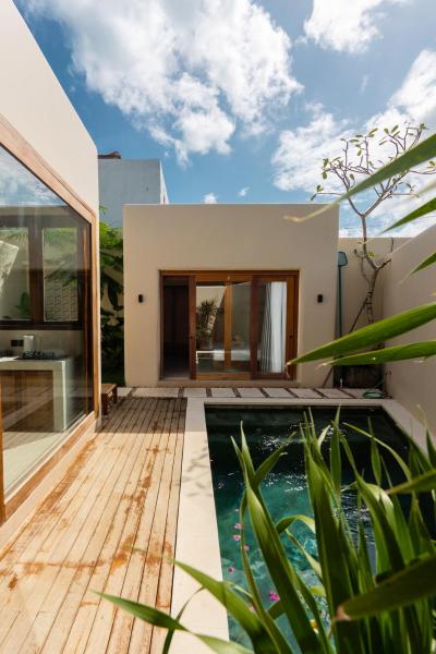Casa Wayan Made, Private Pool Villa In Central Bingin - 