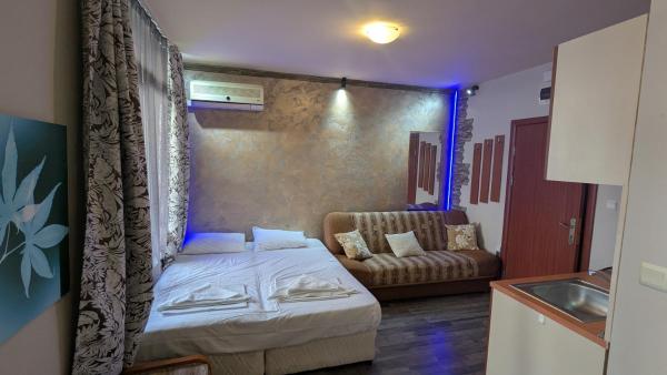 Compact Studio With An Indoor Pool Near Cacao Beach By Flаt Manаger - Aheloy