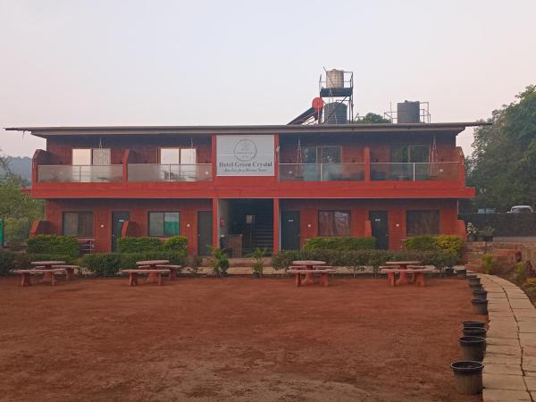 Hotel Green Crystal - Mahabaleshwar