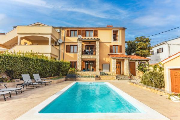 Villa Krasa Sea View Apartmants With Pool - Ližnjan