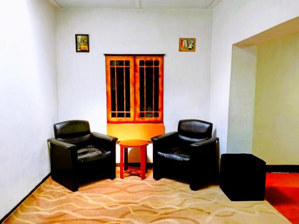 Ann Field Bungalow Home Stay - 누와라 엘리야