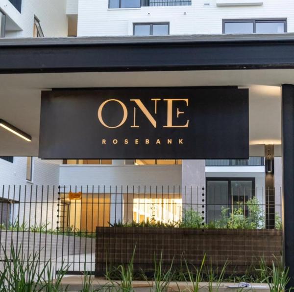 Urban Escapes Rosebank Apartments - Johannesburg