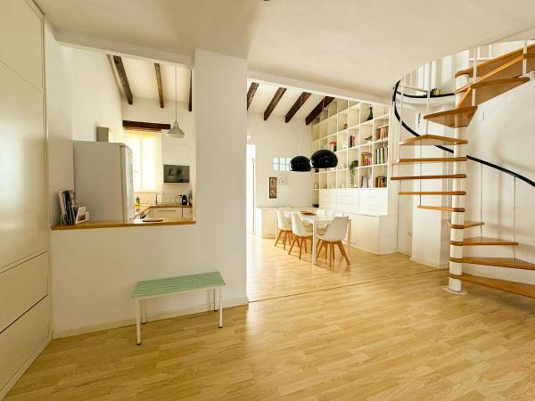 Bonito Apartamento Dúplex En El Centro Histórico - Valencia