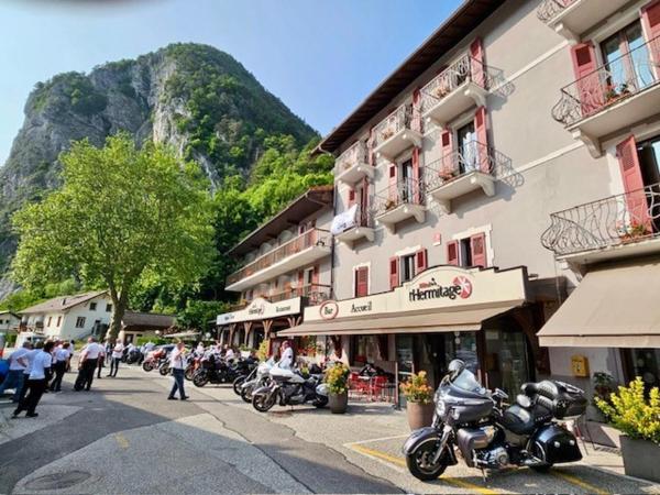 Hôtel Et Appart'hôtel De L'hermitage - Thônes