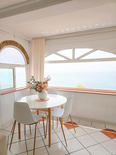 Charming Townhouse In El Faro, Spain, Studding Sea View & Community Pool - Fuengirola