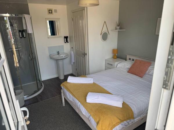 Cabin 5 - Burnham-on-Crouch