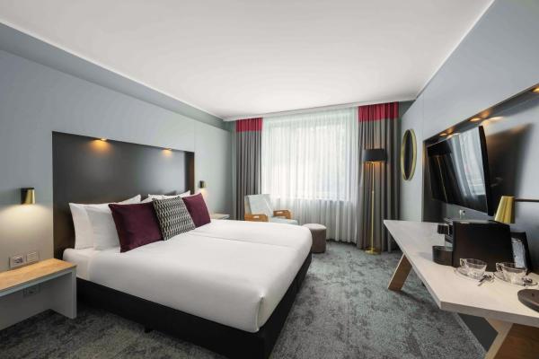 Ramada By Wyndham Essen - Hattingen