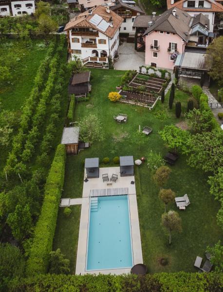 Der Unterwirt Guesthouse And Restaurant - Villnöß