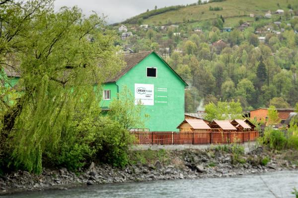 Dream Hostel Carpathians Rakhiv - Ивано-Франковская область