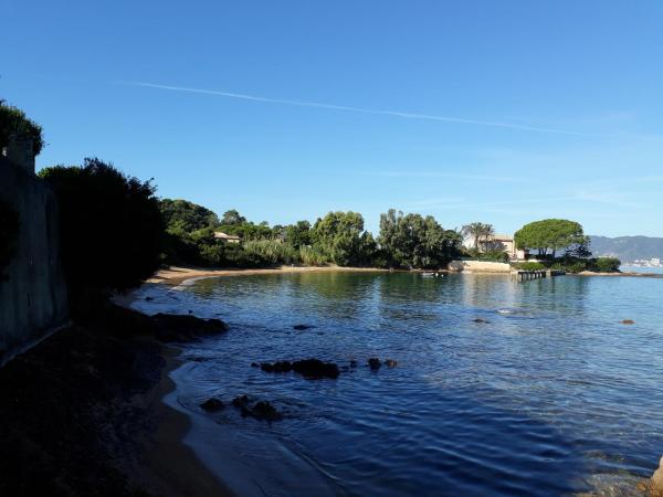 Maisonnette 2 Minutes Pied Plage - Corse-du-Sud