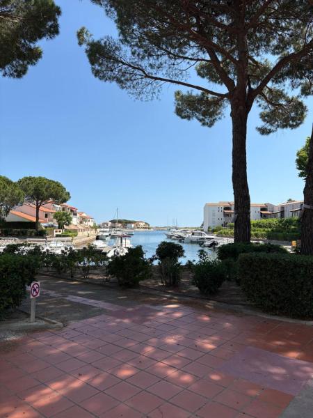 Appart En Rdc Avec Grandre Terrasse Sur La Marina - Saint-Cyprien