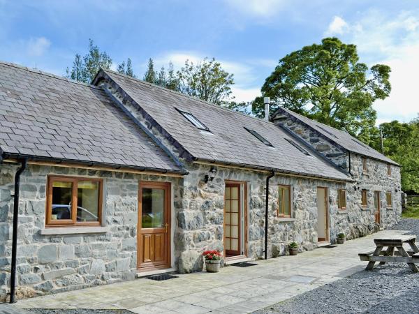 Dol Afon - Hw7588 - North Wales