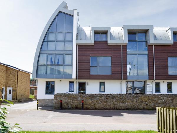 2 Bedroom Accommodation In West Bay, Near Bridport - Chesil Beach