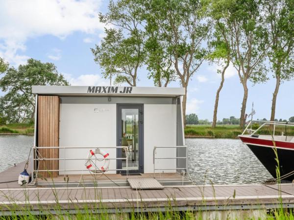 Maxim Jr - Nieuwpoort