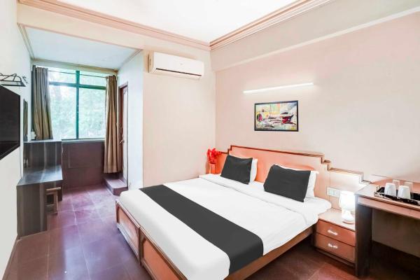 Collection O Jamalpur Ahmedabad - Ahmedabad