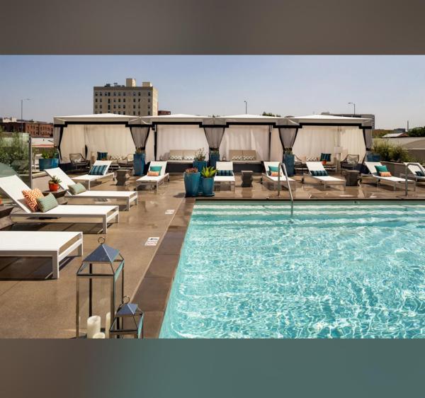 Poolside Palace - Toy District - Los Angeles