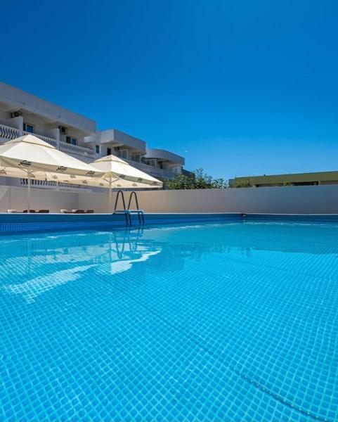 Dhoma Hotel - Montenegro