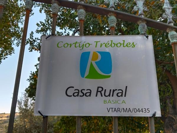 Los Tréboles - Alhama de Granada