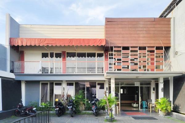 Twospaces Living At Kutisari Residence, Surabaya - Surabaya