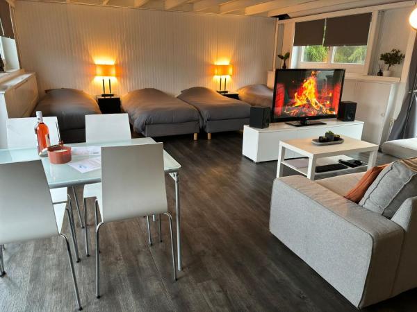 Boathouse Amsterdam With Bikes - Hoofddorp